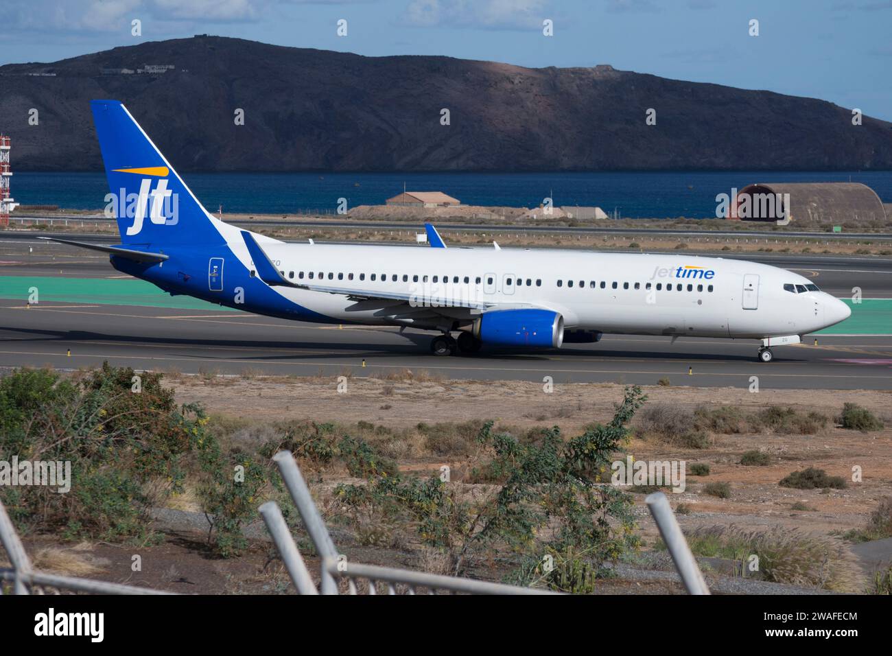 Jettime airline Boeing 737 airliner Stock Photo - Alamy