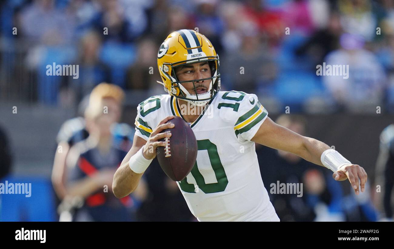 Green Bay Packers quarterback Jordan Love passes against the Carolina ...