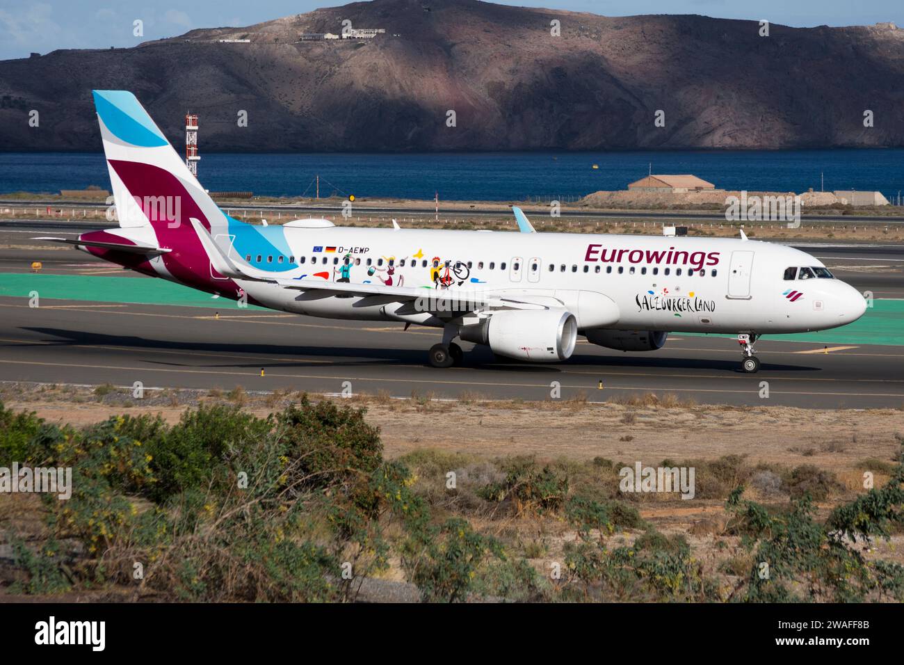 Airbus A320 airliner of the Eurowings airline with special Salzburger ...