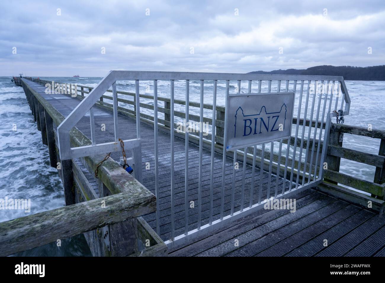 Binz, Germany. 04th Jan, 2024. A fence blocks part of the Binz pier ...