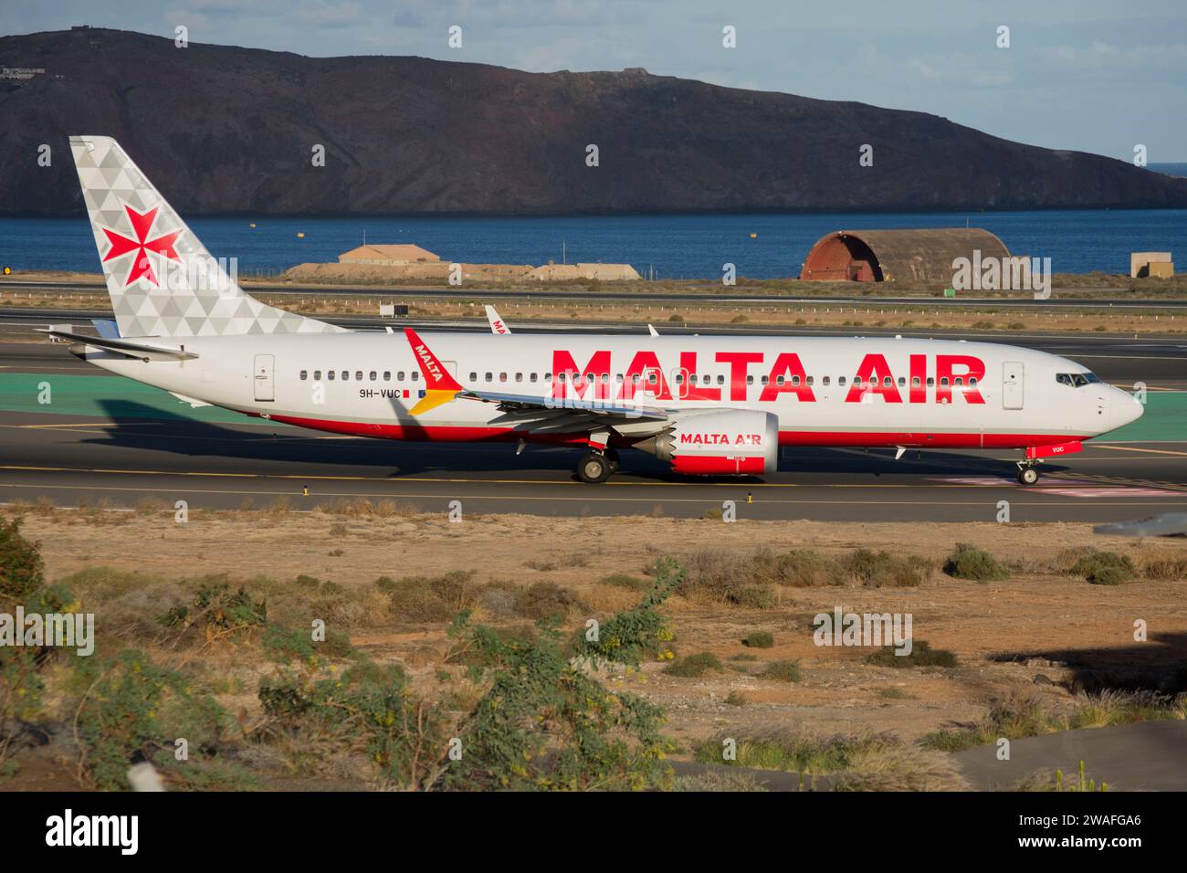 Avión de airmalta hi-res stock photography and images - Alamy