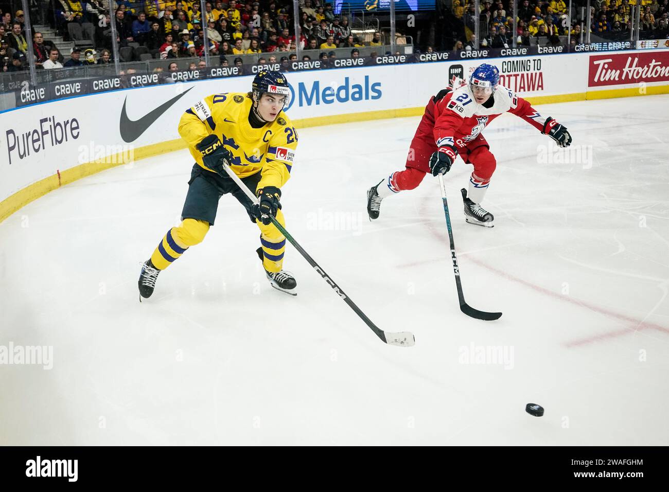 GOTHENBURG, SVERIGE 20240104Sweden's Liam Öhgren (L) and Czechia's ...