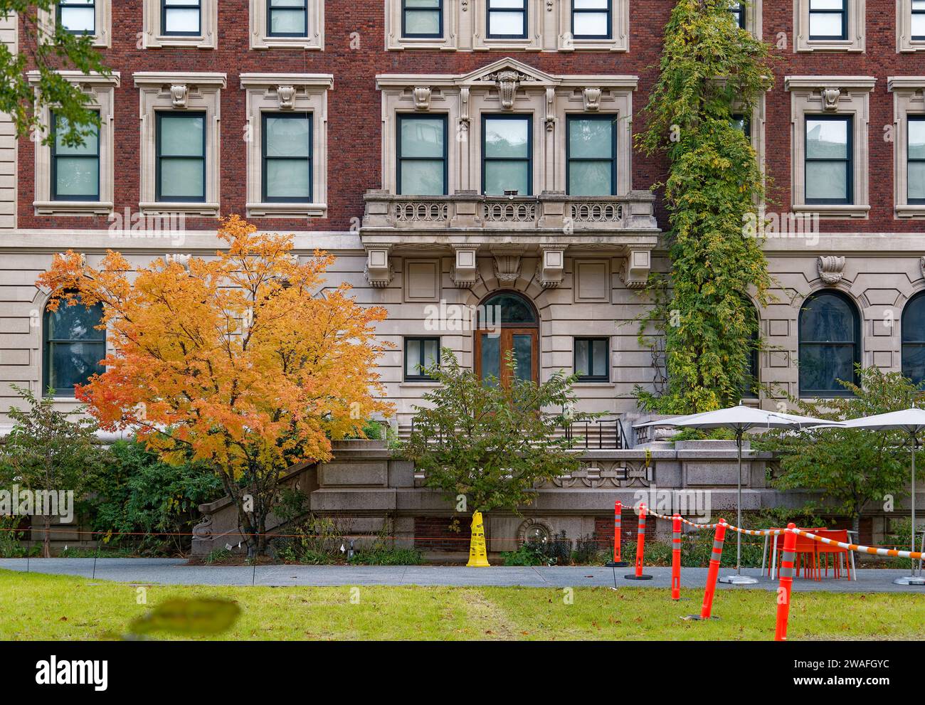 NYC Landmark Cooper Hewitt, the Smithsonian Design Museum, is the ...