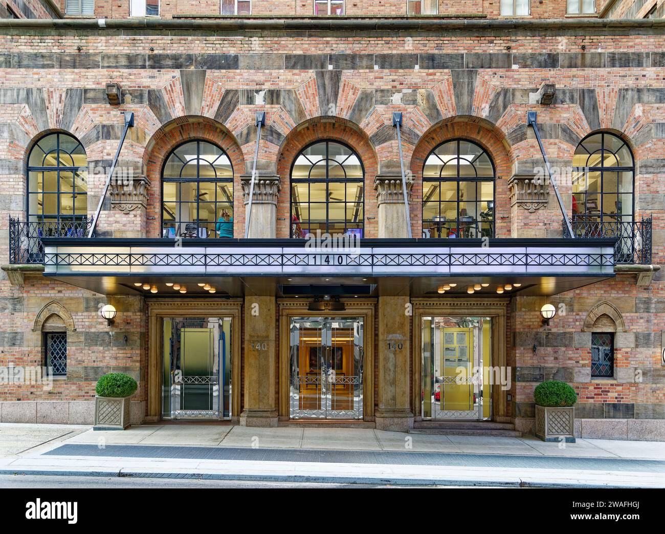 140 e 63rd st hi-res stock photography and images - Alamy