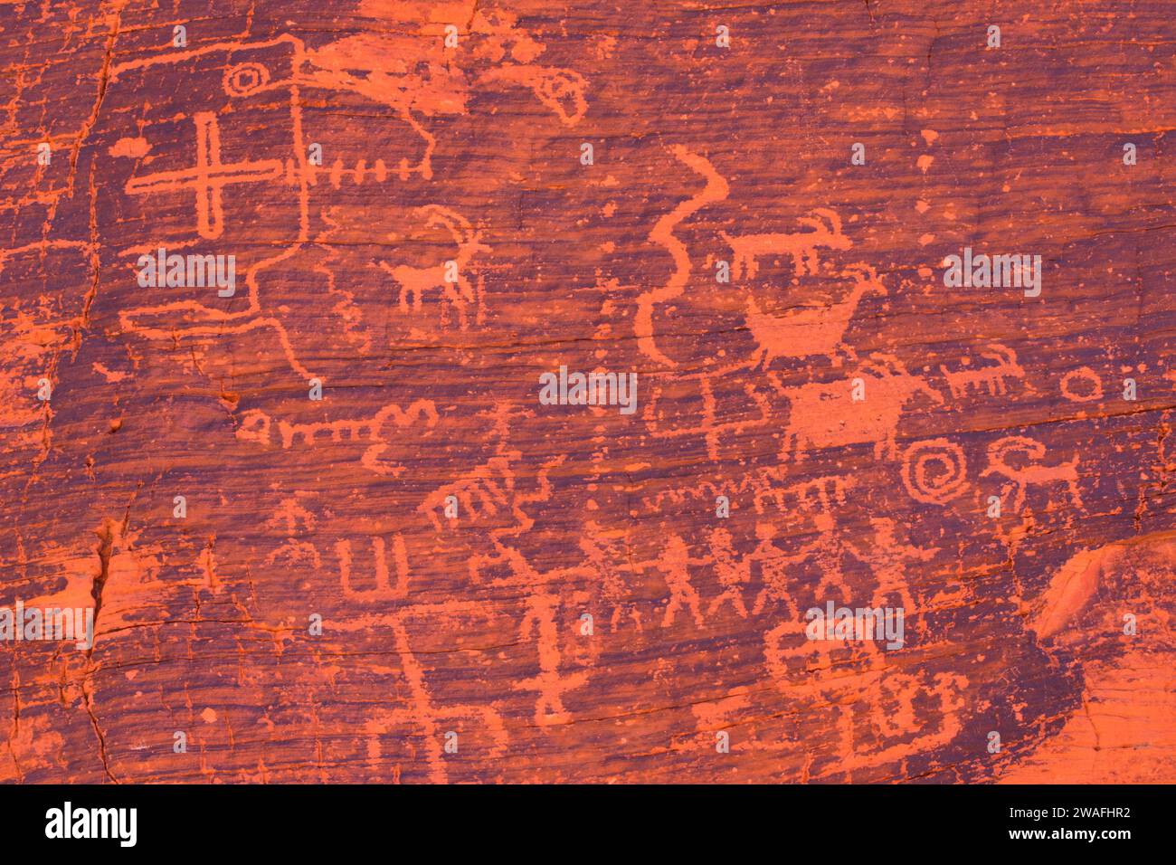 Petroglyphs in Petroglyph Canyon along Mouse's Tank Trail, Valley of ...