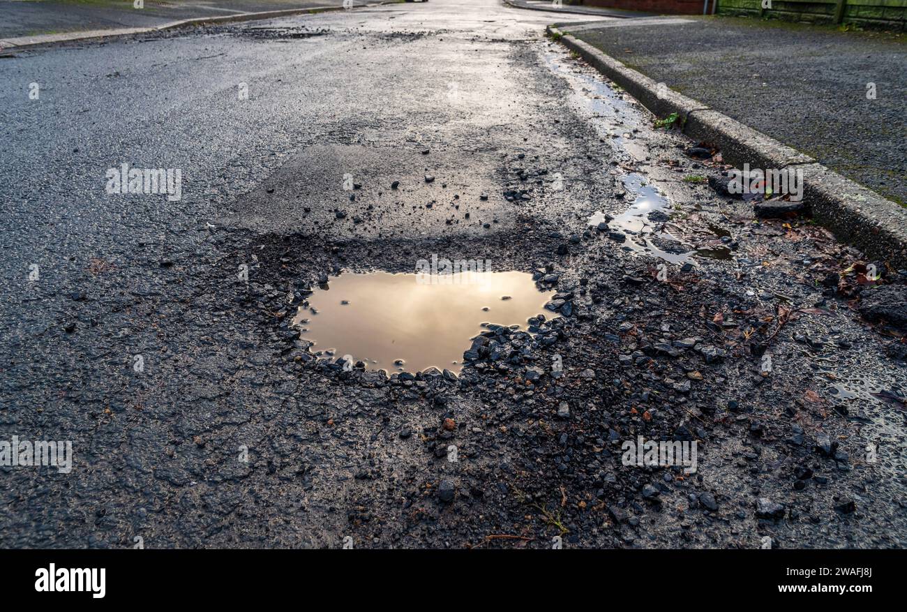 Botched road surfacing hi-res stock photography and images - Alamy