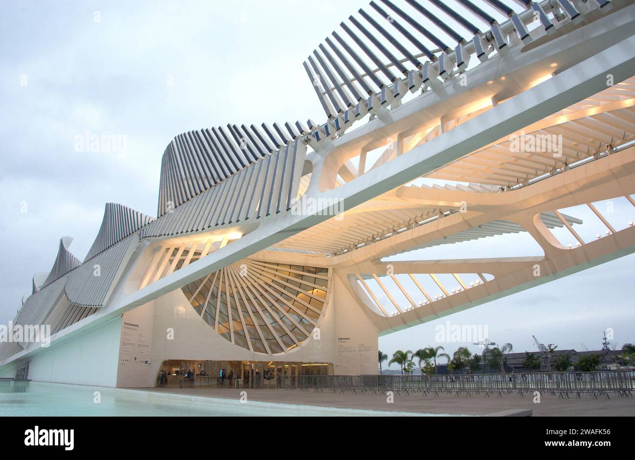 Rio de Janeiro, Museum of Tomorrow (Museu do Amanha) by Santiago ...