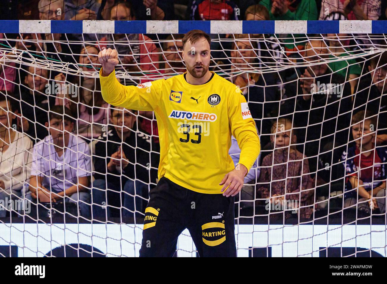 Flensburg, Deutschland. 04th Jan, 2024. Jubel nach Parade Andreas Wolff ...