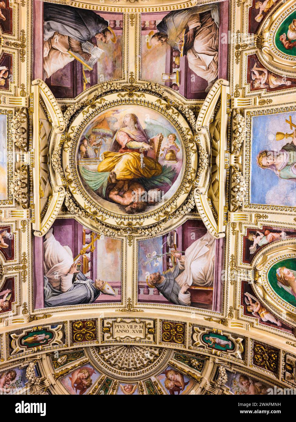 Ceiling at the vatican city hi-res stock photography and images - Alamy
