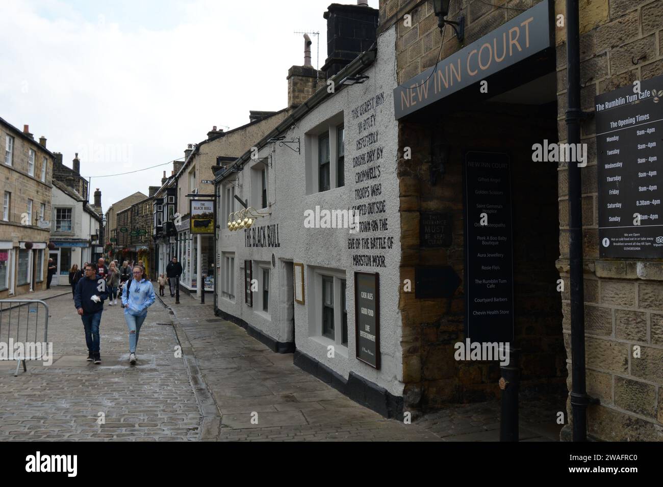Otley Black Bull pub beer Oliver Cromwell old type style sign signs ...