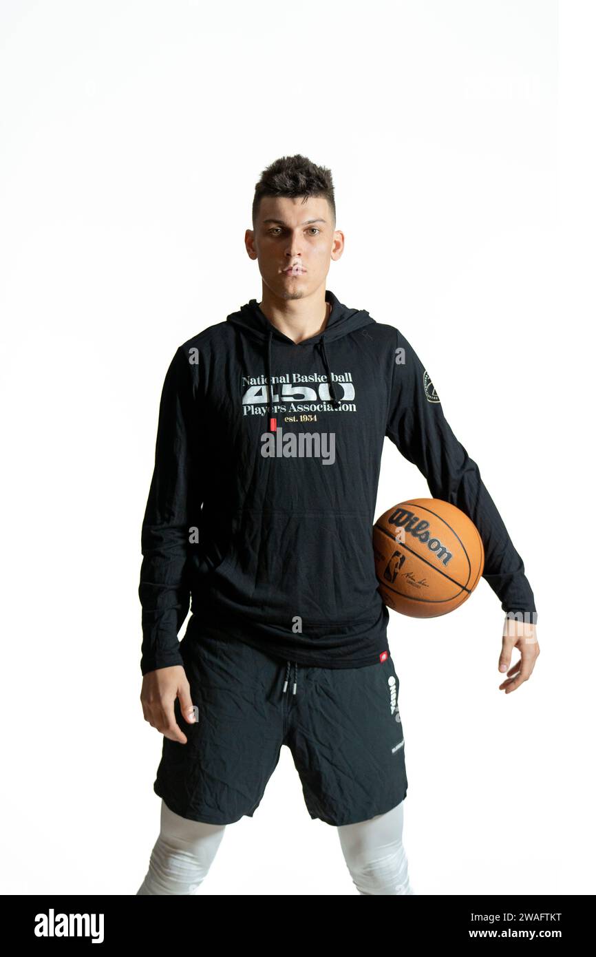 Tyler Herro poses for a portrait on September 26, 2022 in Miami ...