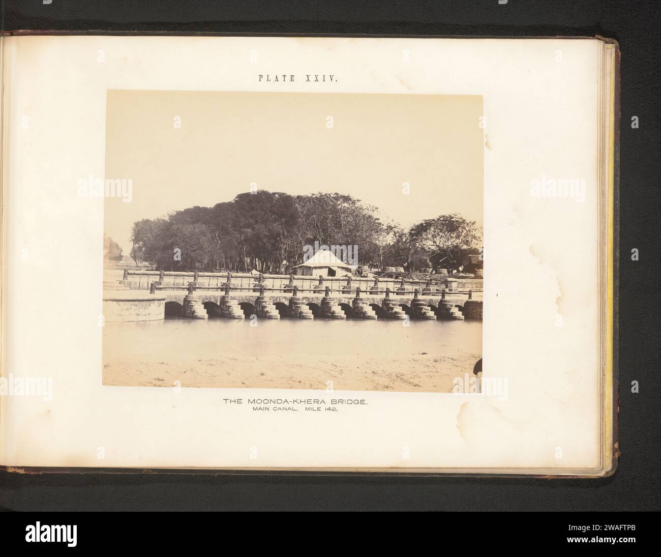 View of a bridge over the Ganges, Thomas George Glover, c. 1862 - in or ...
