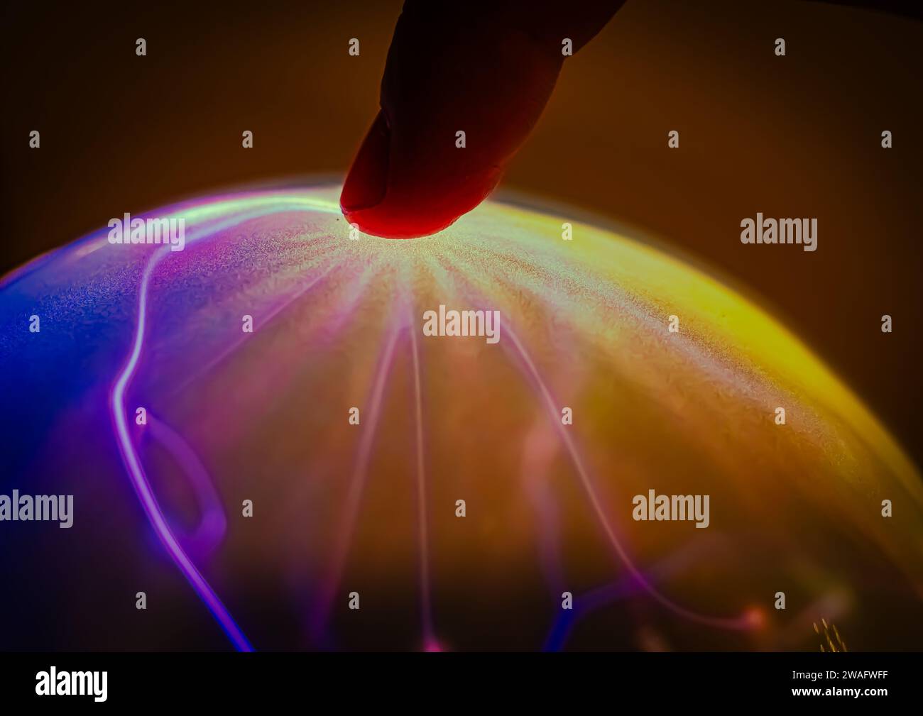 Lightning fingers hi-res stock photography and images - Alamy