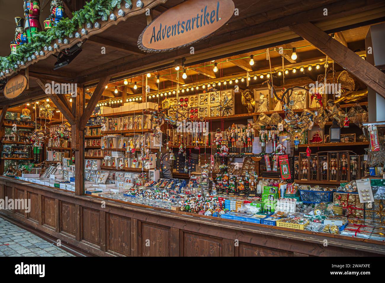 ERLANGEN, GERMANY - DECEMBER 15, 2023: Christmas Market (german ... ERLANGEN, GERMANY - DECEMBER 15, 2023: Christmas Market (german ...