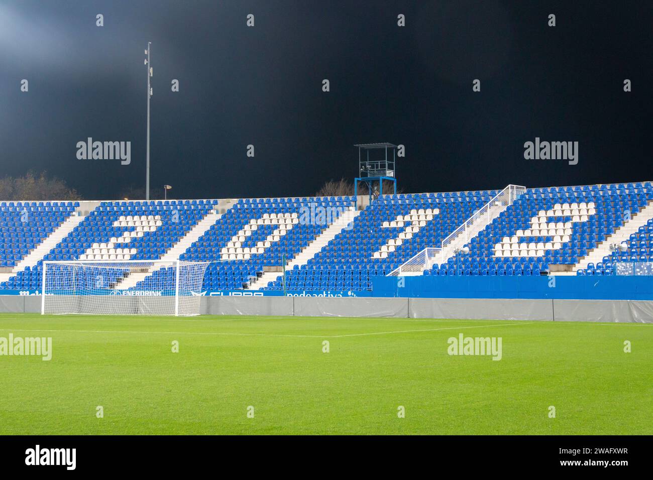 Division support area hi-res stock photography and images - Alamy