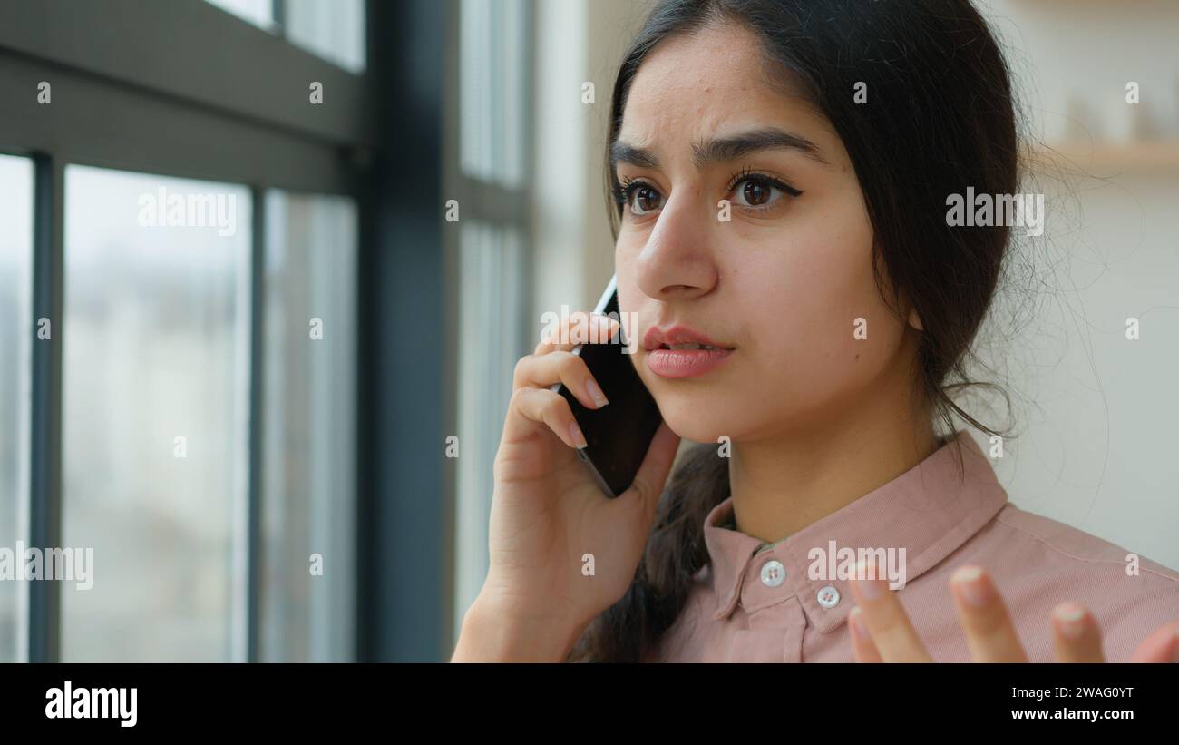 Angry arguing indian lady hi-res stock photography and images - Alamy