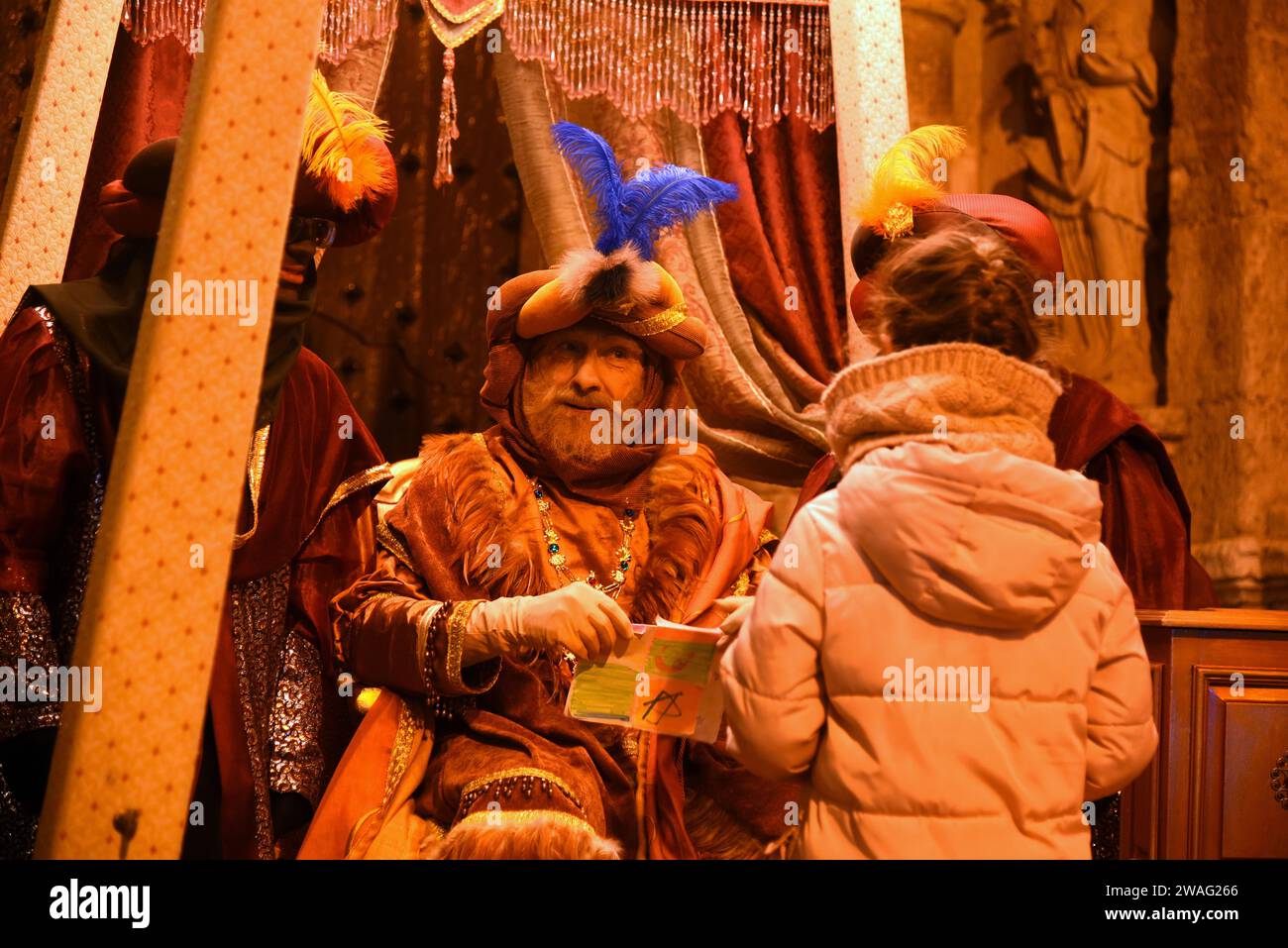 The messenger of the Three Wise Men, Highness Artabà, receives the ...