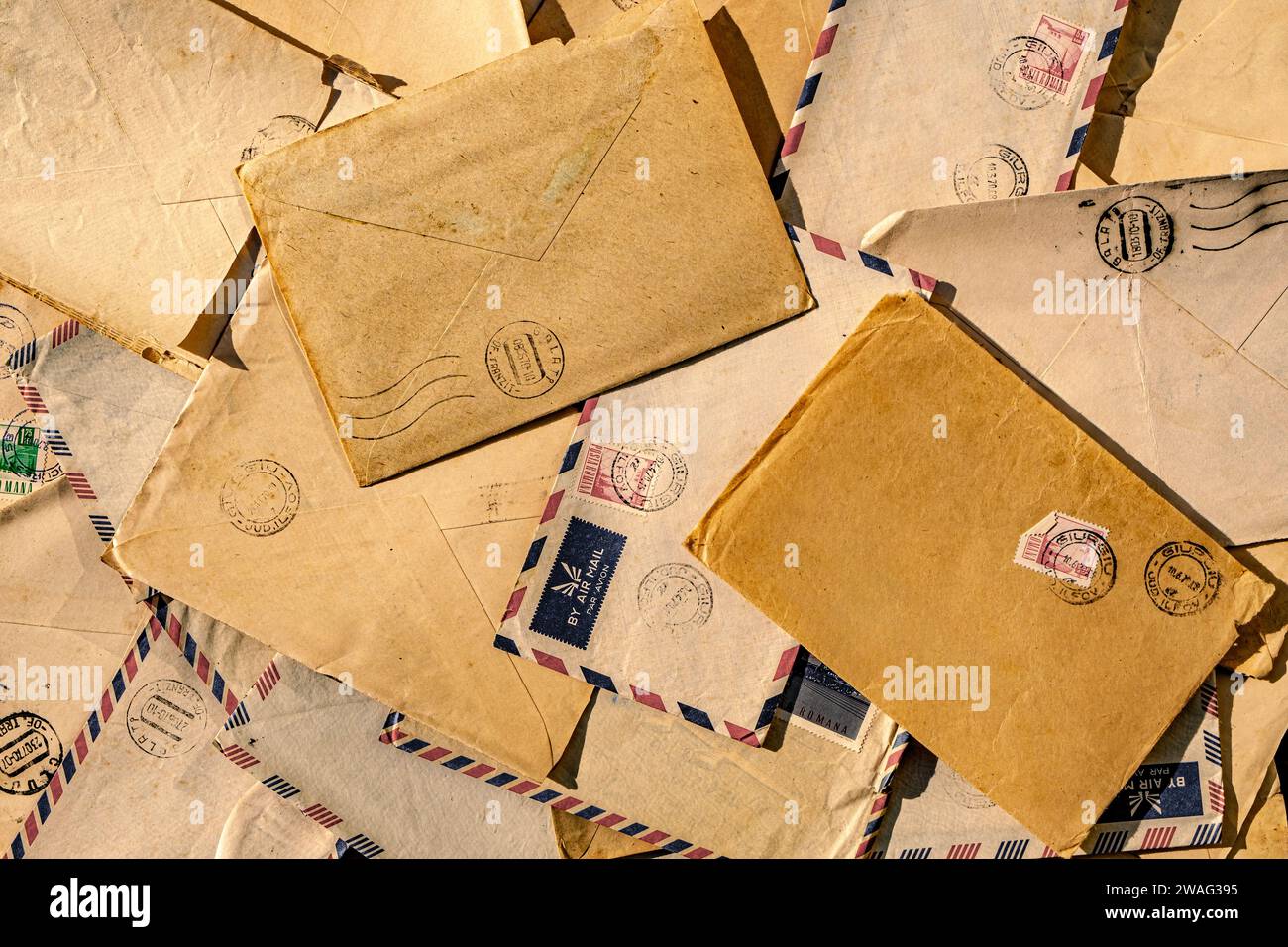 Old fashioned postcard paris hi-res stock photography and images - Alamy