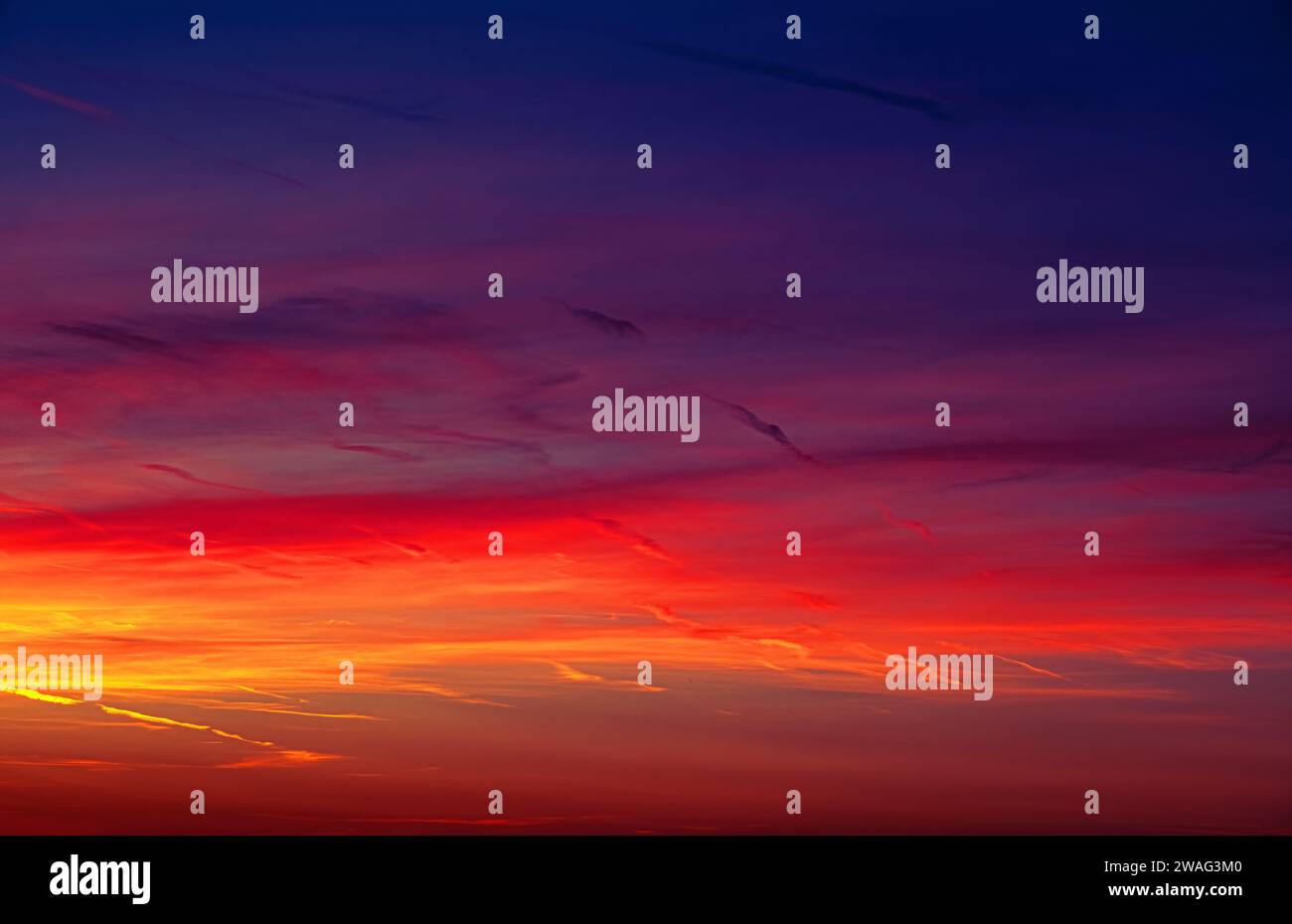 Real amazing panoramic sunrise hi-res stock photography and images - Alamy