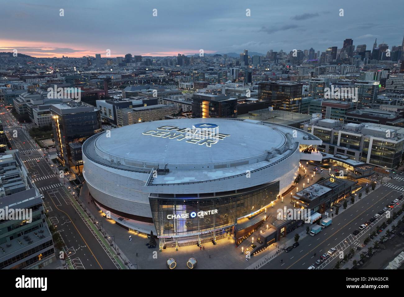 Chase center arena view hi-res stock photography and images - Alamy