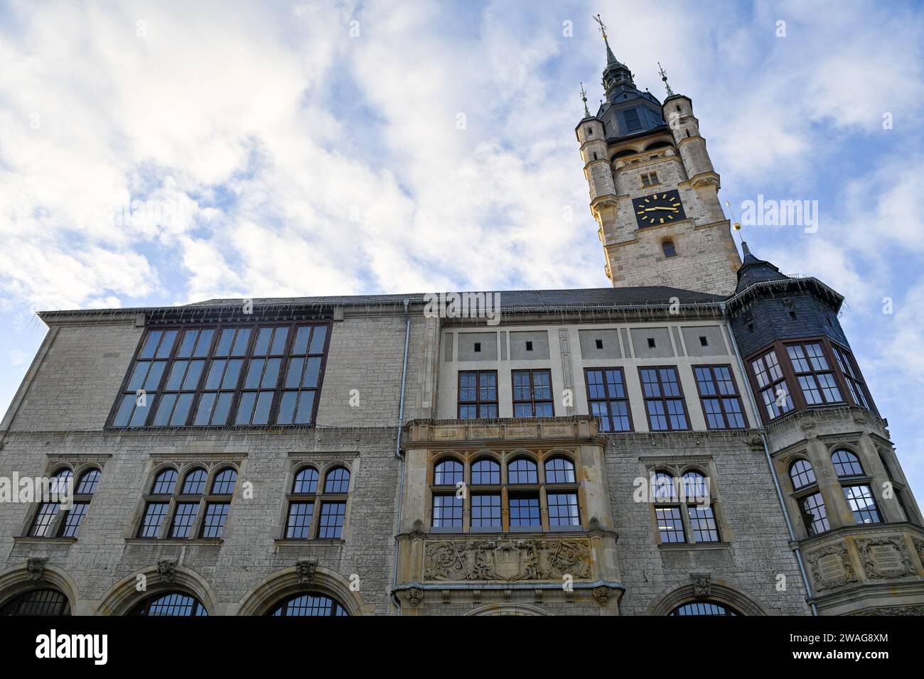 03 January 2024, Saxony-Anhalt, Dessau-Roßlau: The historic town hall ...
