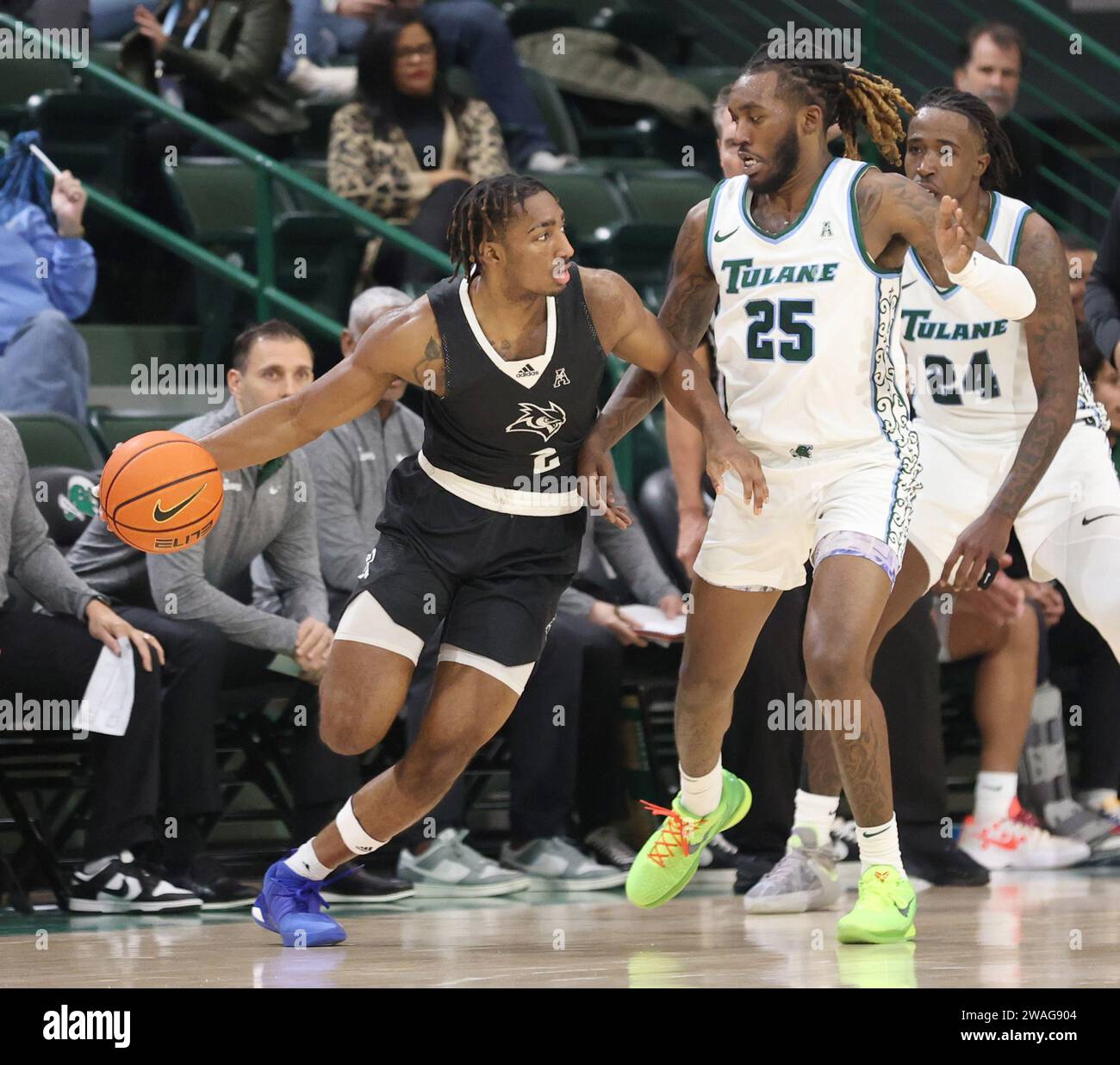 New Orleans, USA. 03rd Jan, 2024. Rice Owls guard Mekhi Mason (2) tries ...