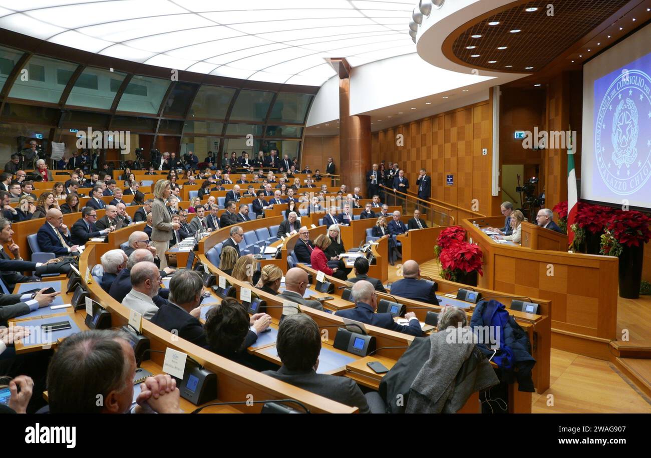 Rome italy europe giorgia meloni press conference italian prime hi-res ...