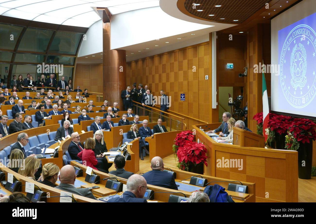 Rome italy europe giorgia meloni press conference italian prime hi-res ...