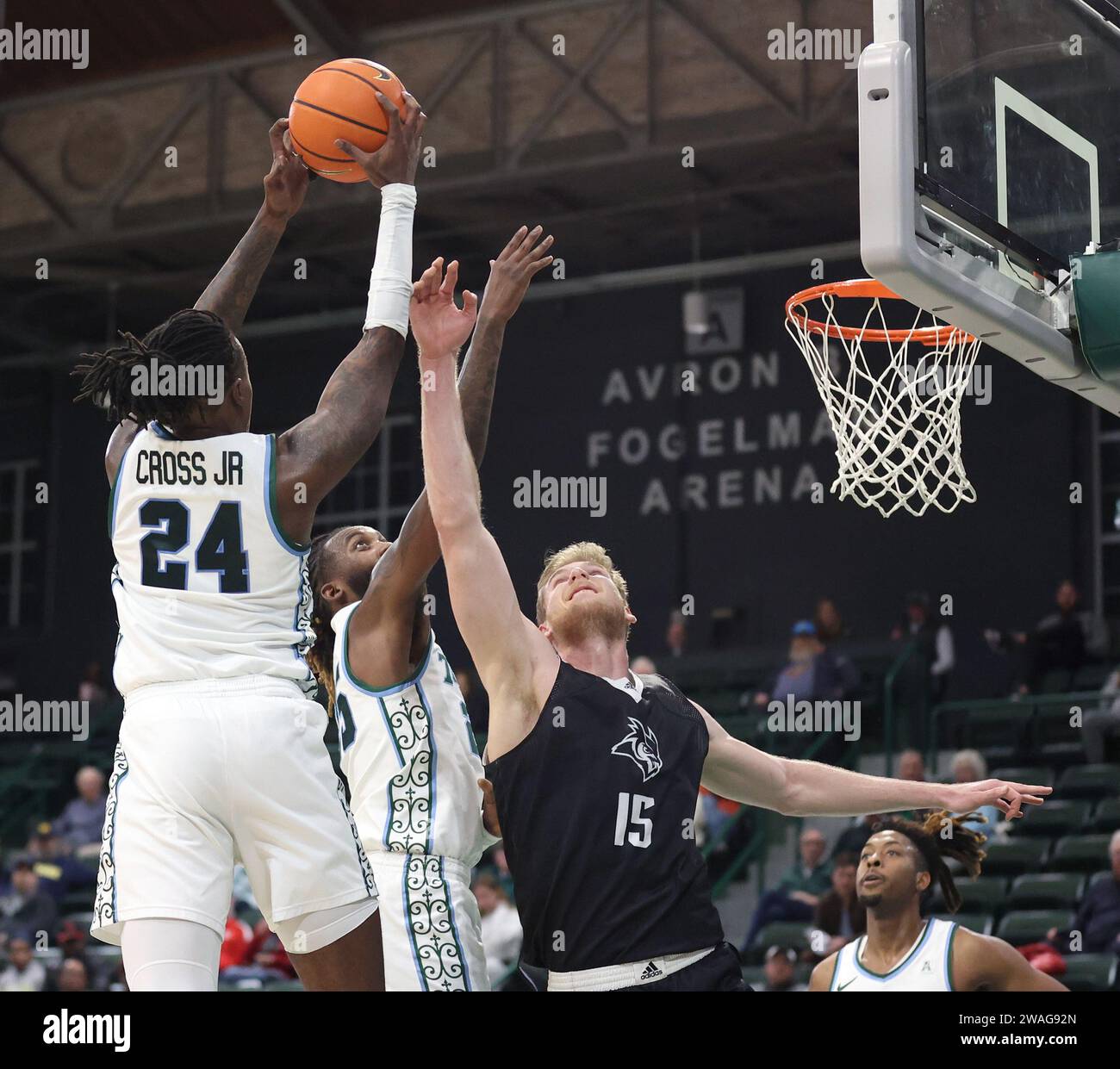 New Orleans, USA. 03rd Jan, 2024. Tulane Green Wave forward Kevin Cross ...
