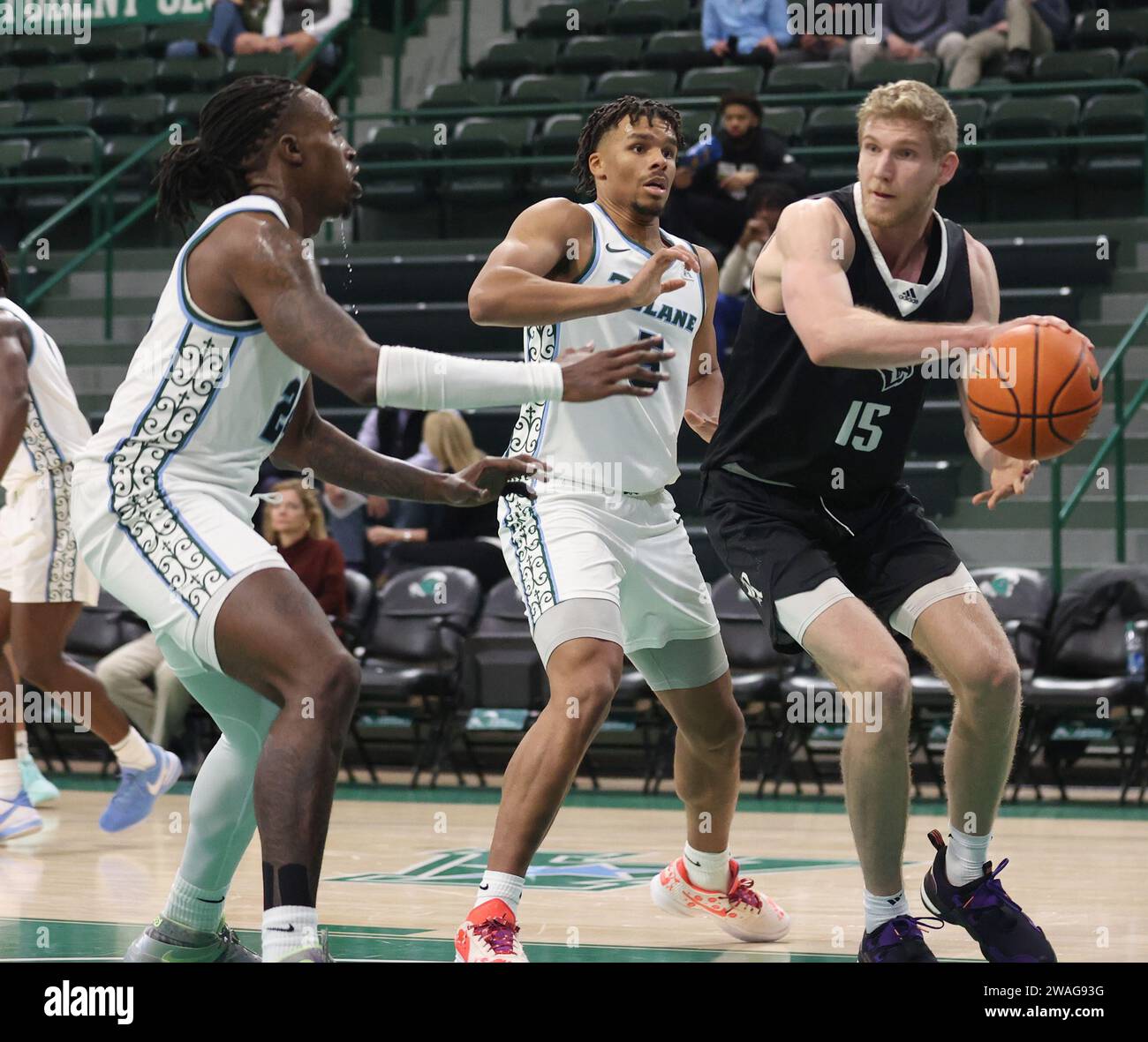 New Orleans, USA. 03rd Jan, 2024. Rice Owls forward Max Fiedler (15 ...