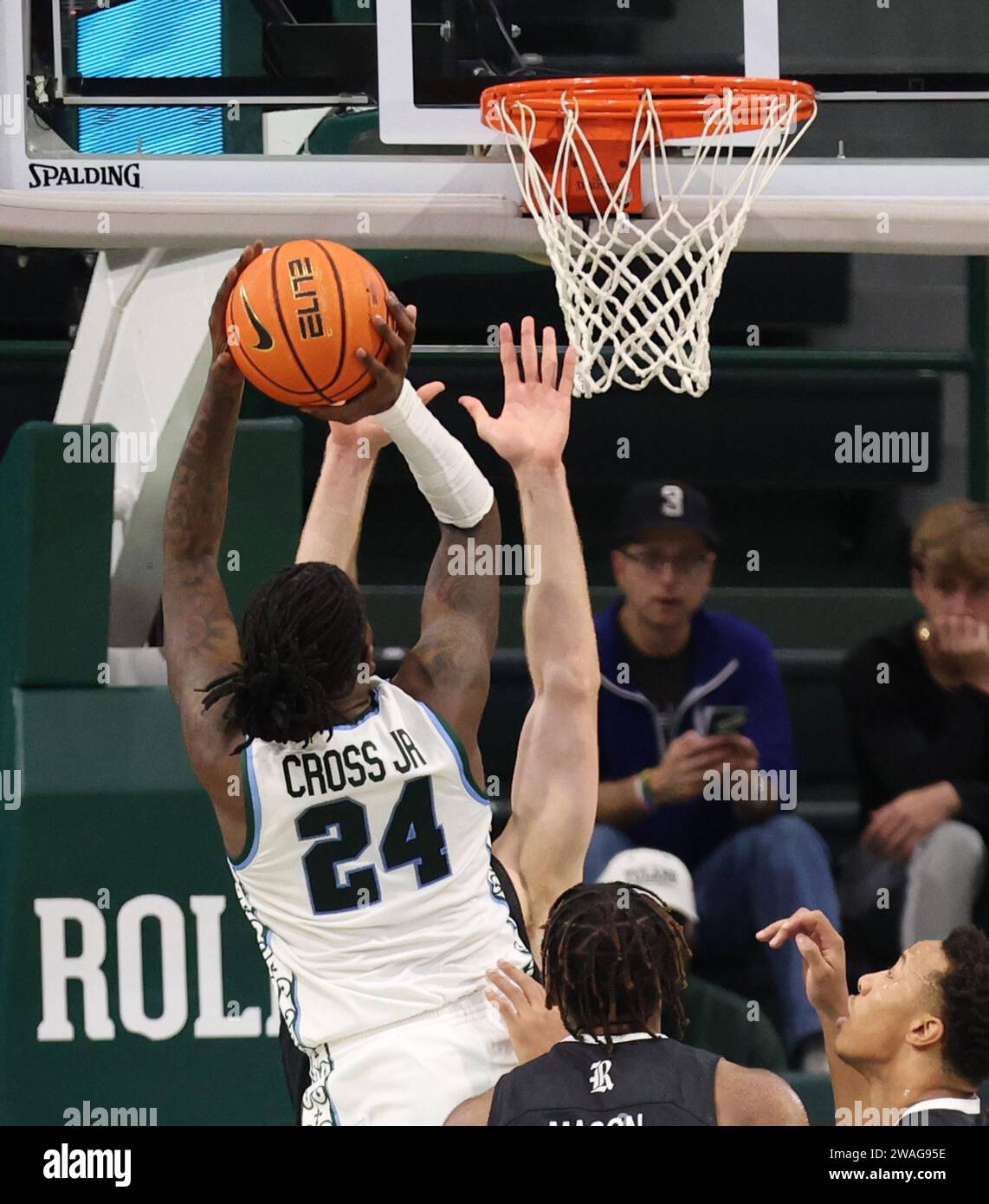 New Orleans, USA. 03rd Jan, 2024. Tulane Green Wave forward Kevin Cross ...