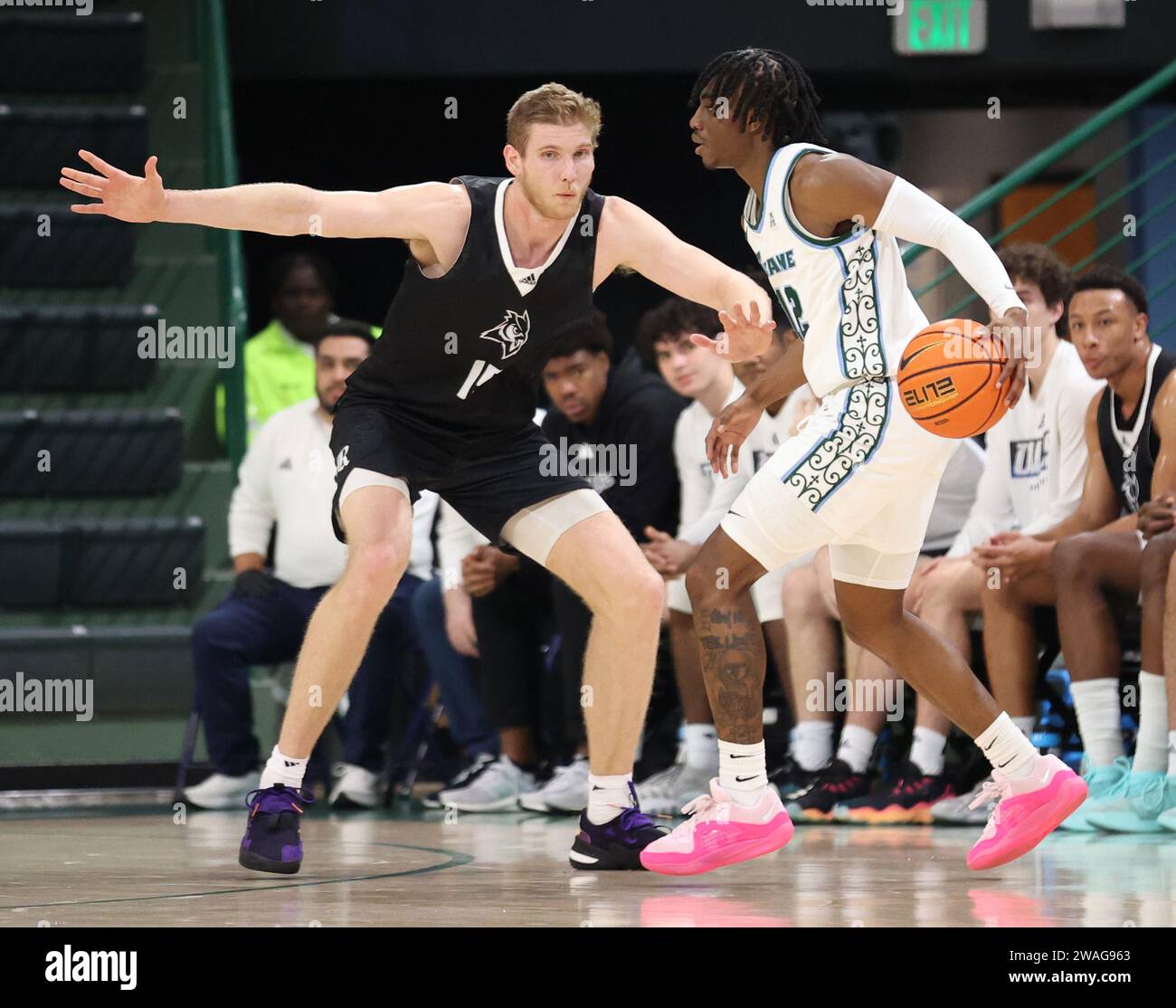 New Orleans, USA. 03rd Jan, 2024. Tulane Green Wave guard Kolby King ...