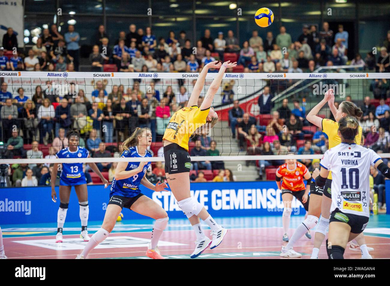 Stuttgart, Deutschland. 04th Jan, 2024. Eva Pogacar (VfB Suhl LOTTO ...