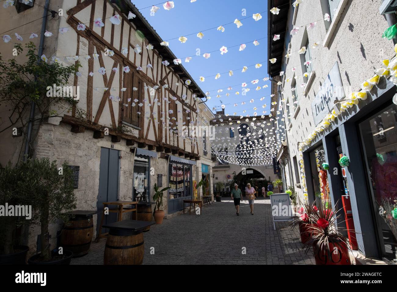 Ville d'Eymet, bastide town, in the region of south-west Dordogne, with ...