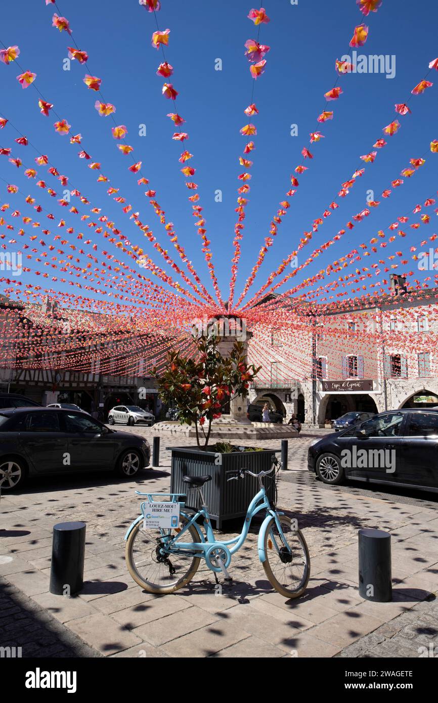 Ville d'Eymet, bastide town, in the region of south-west Dordogne, with ...