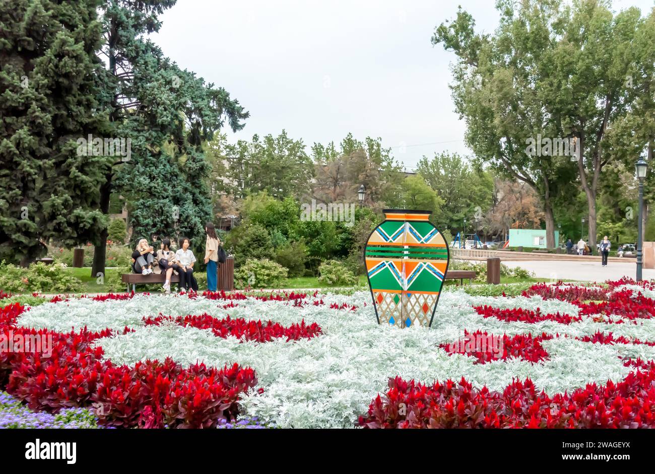 Flowerbed with white and red flowers. landscape design. colorful ...