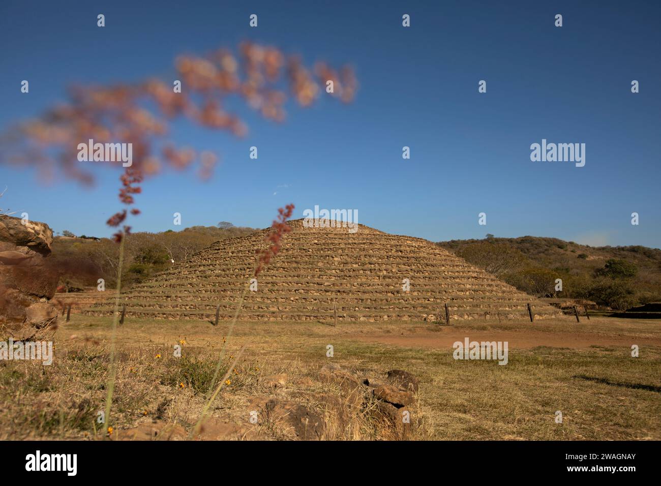 Circular pyramid hi-res stock photography and images - Alamy
