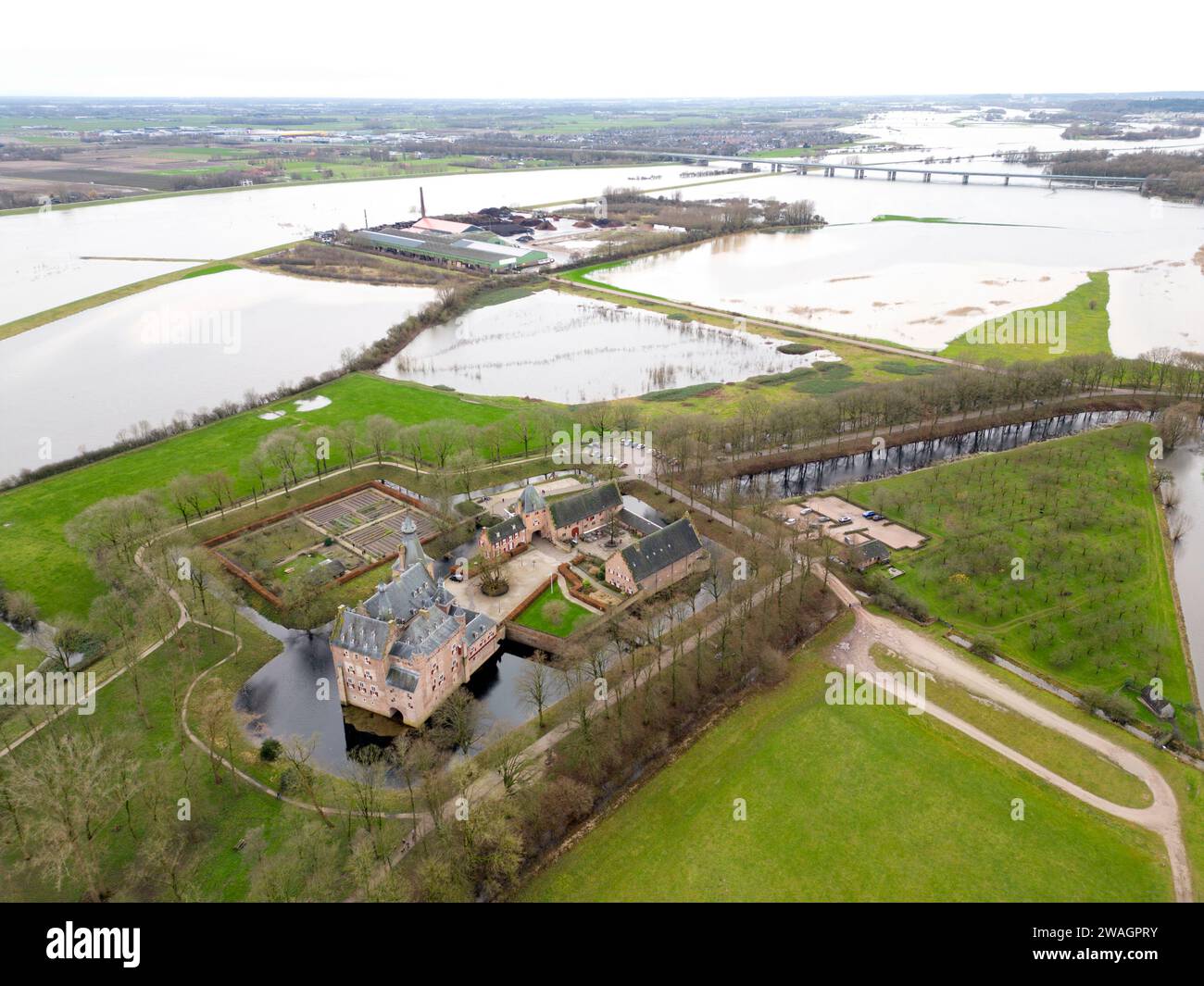 High water levels in the Rhine river in Jan 2024 near Doorwerth ...