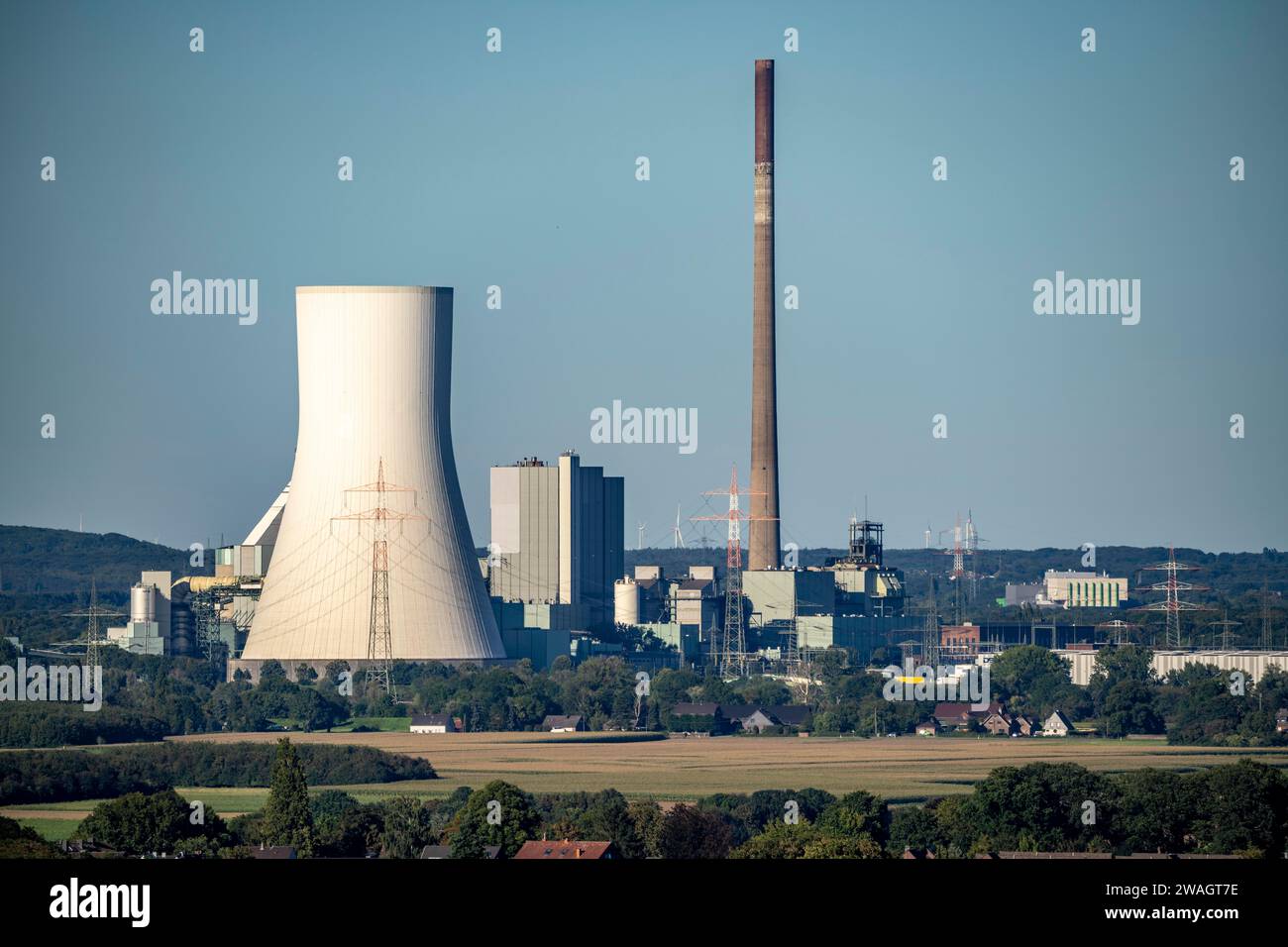 The STEAG Walsum coal-fired power plant in Duisburg, Rheinwiesen, NRW ...