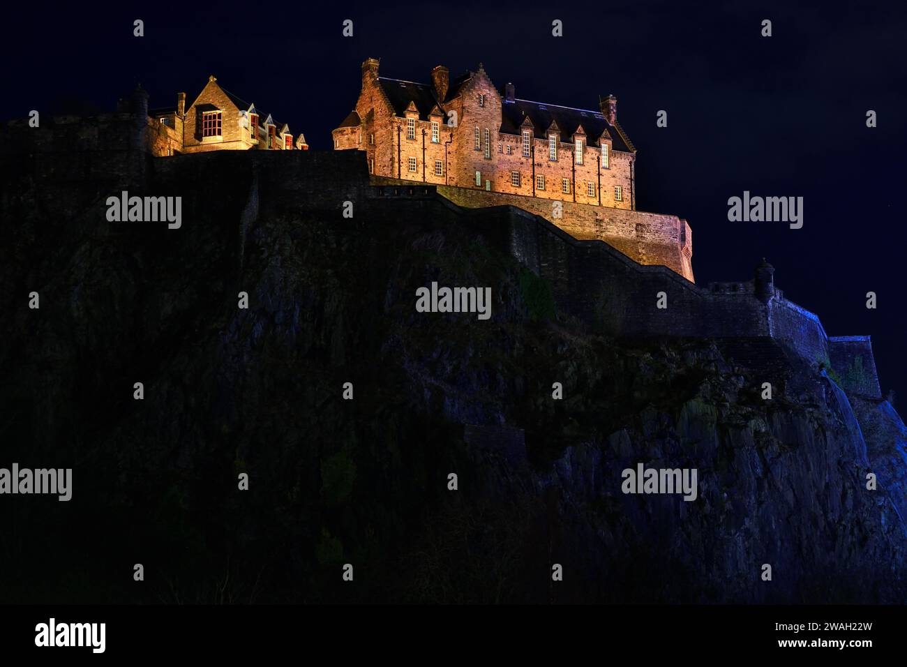 Waverley gate edinburgh hi-res stock photography and images - Alamy