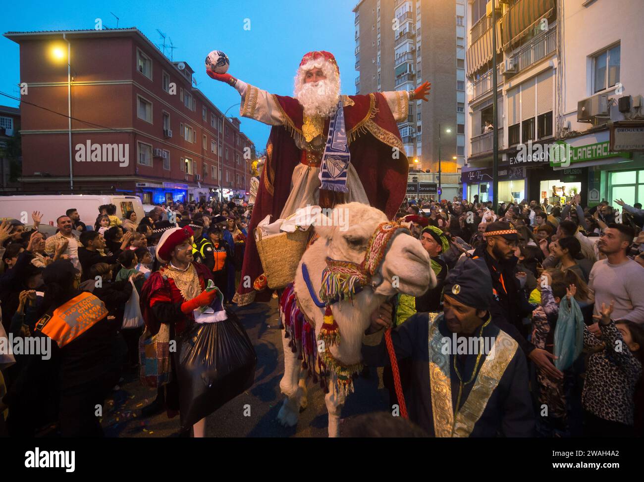 Malaga, Spain. 04th Jan, 2024. A man dressed as Melchior, depicting one ...
