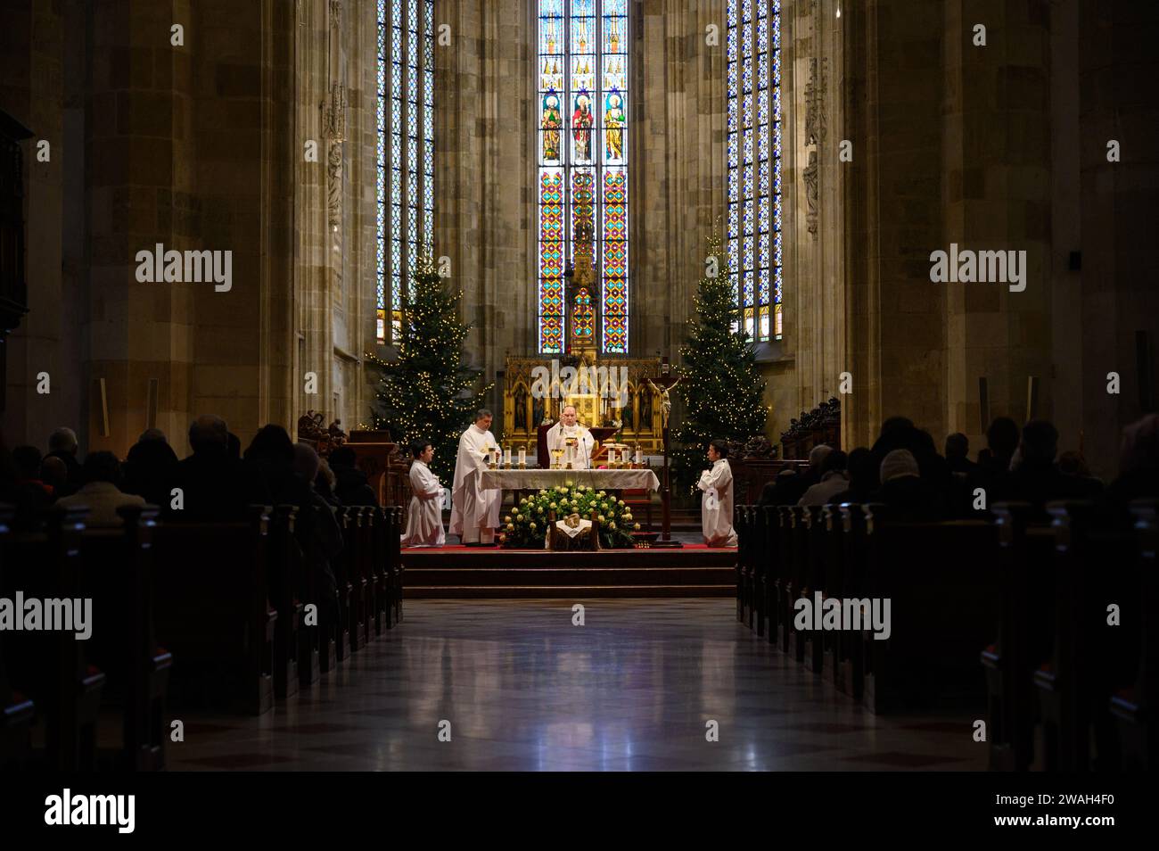 Holy Mass celebrated by Jozef Haľko, Auxiliary Bishop, in the St Martin ...