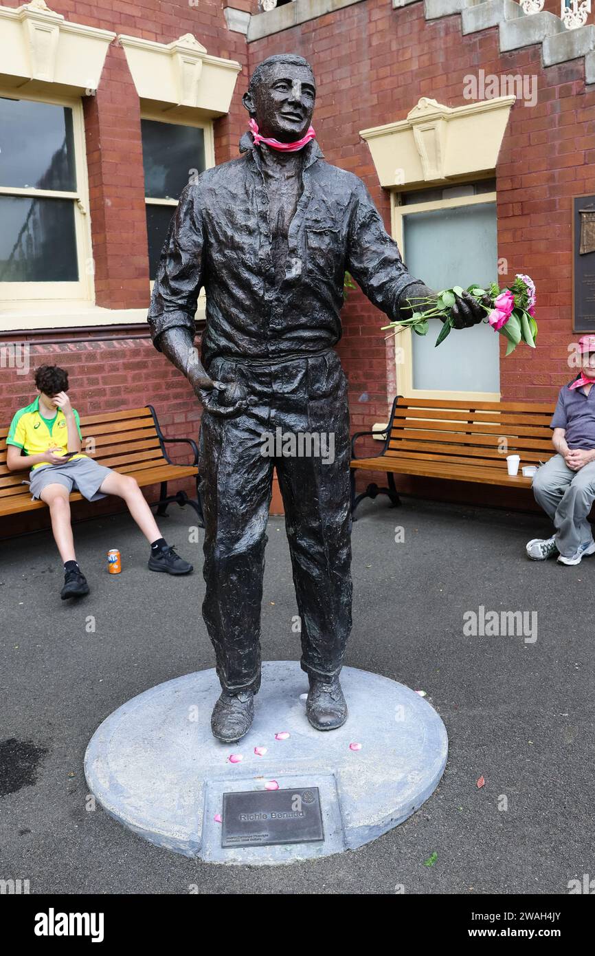 Sydney, Australia, 5 January, 2024. Richie Benaud statue dressed in ...