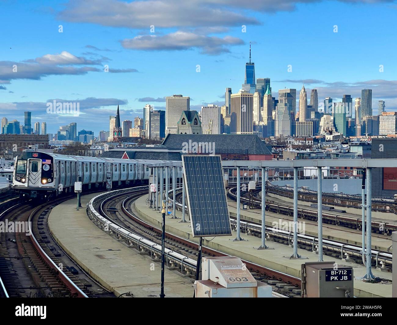 View of the Downtown Manhattan skyline from the elevated Smith 9th ...