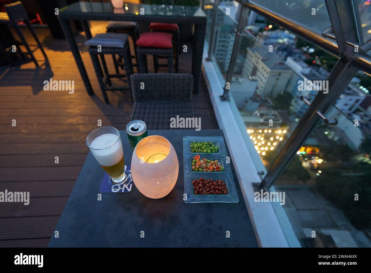 Glass beer night club table hi-res stock photography and images - Alamy