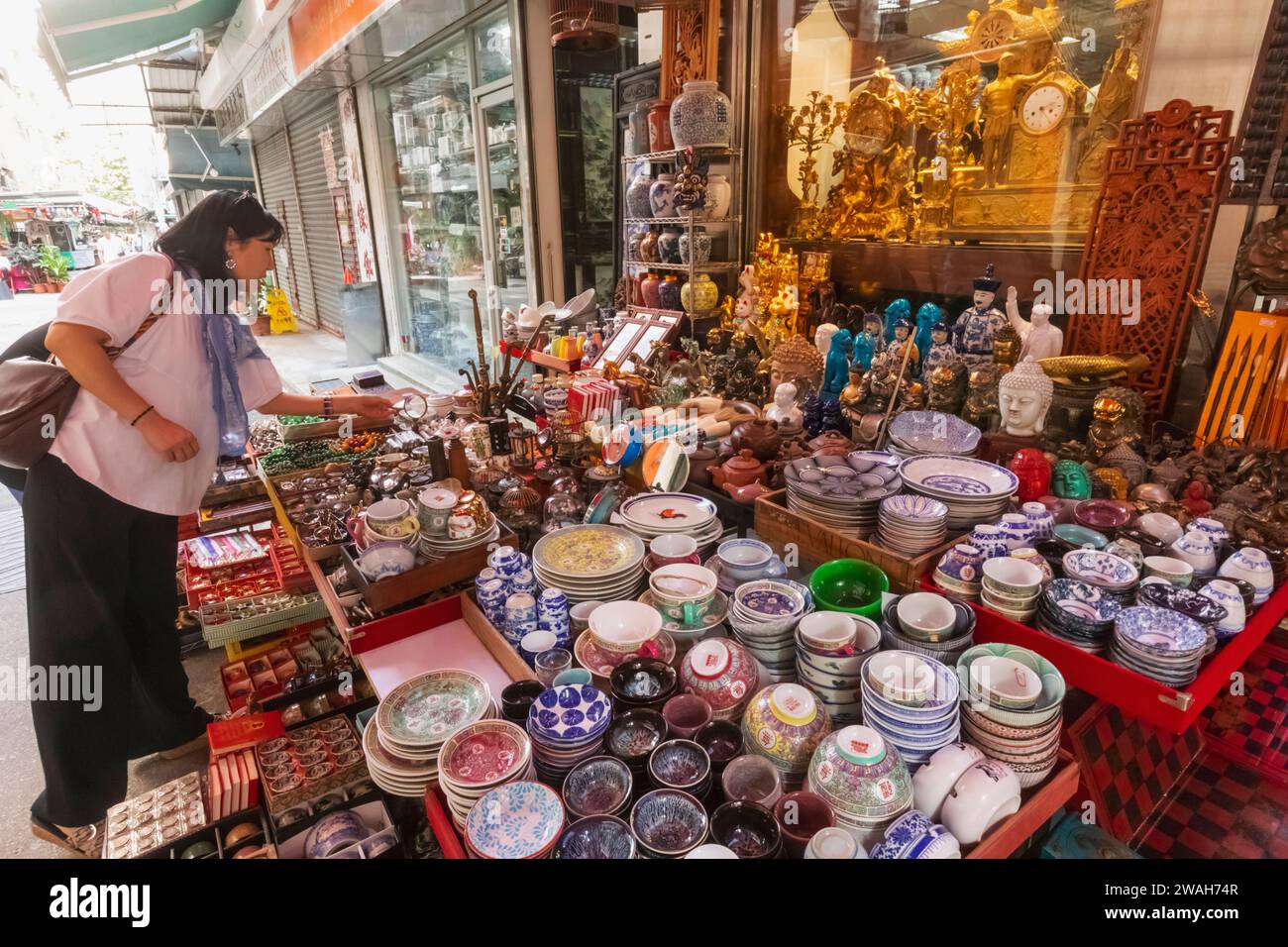 China, Hong Kong, Hong Kong Island, Soho, Hollywood Road, Cat Street ...