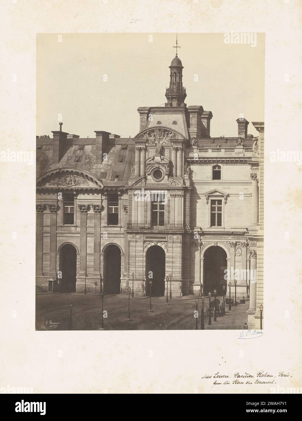 New louvre pavilion hi-res stock photography and images - Alamy