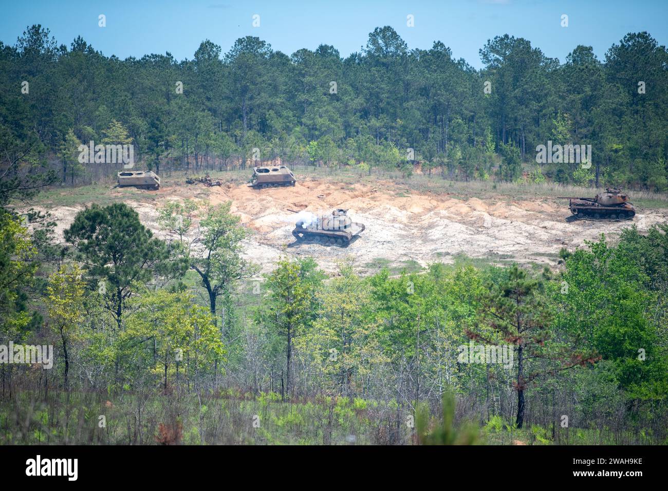 Mortar teams hi-res stock photography and images - Alamy