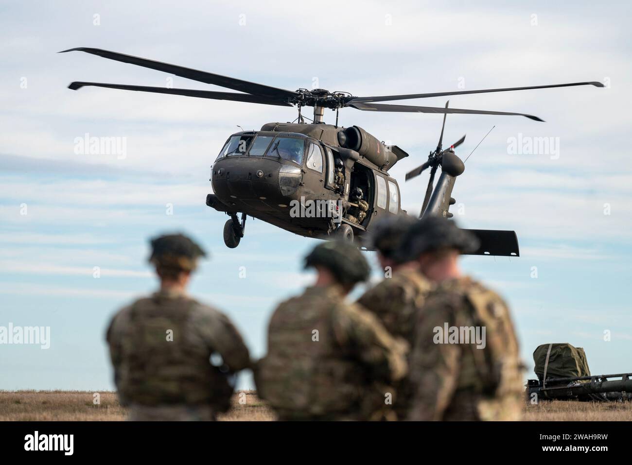 Artillery soldiers with Bravo Battery, 3rd Battalion, 320th Field ...