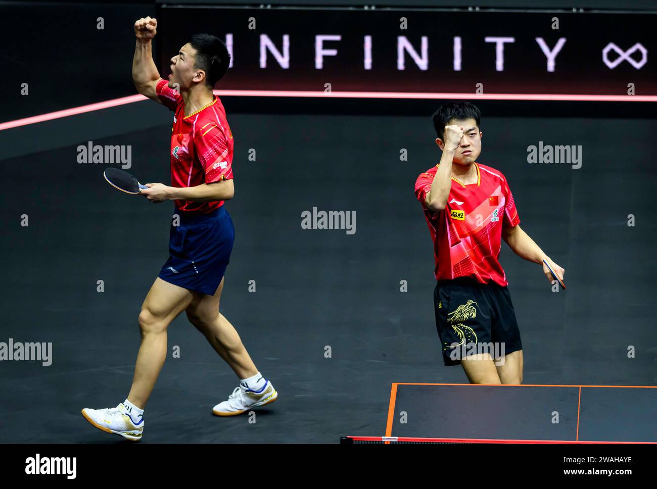 Doha, Qatar. 4th Jan, 2024. Yuan Licen (R) /Xiang Peng of China ...